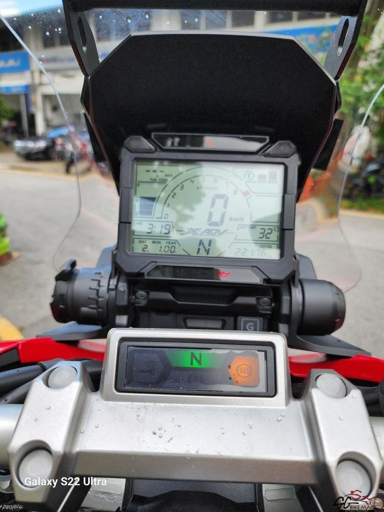 Used Honda X-Adv 750 bike for Sale in Singapore - Price, Reviews ...