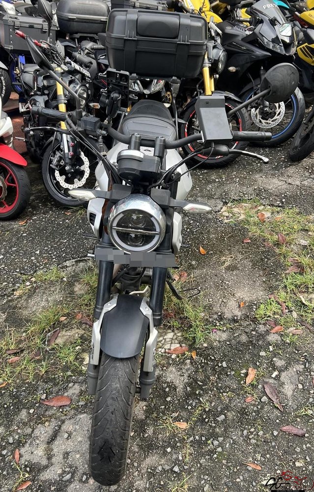 Used Honda CBF190TR Scrambler bike for Sale in Singapore - Price ...
