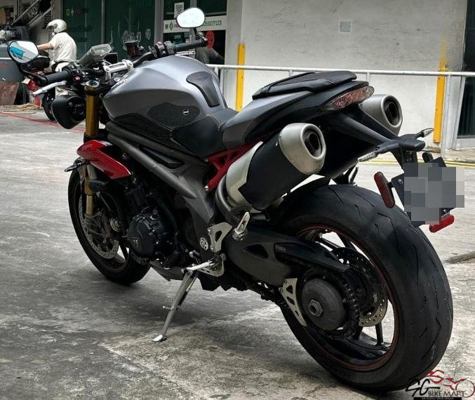 Used Triumph Speed Triple R bike for Sale in Singapore - Price, Reviews ...