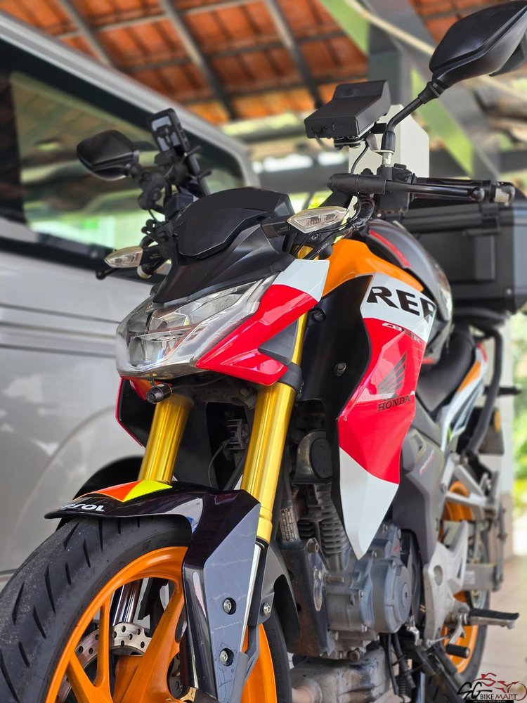 Used Honda CB190R Repsol bike for Sale in Singapore - Price, Reviews & Contact Seller - SGBikemart
