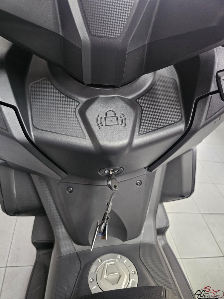 New QJ Motor Fortress 400 bike for Sale in Singapore - Price, Reviews ...