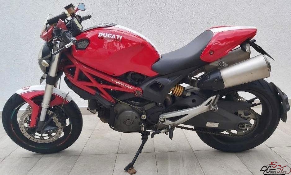 Used Ducati Monster 696 bike for Sale in Singapore - Price, Reviews ...