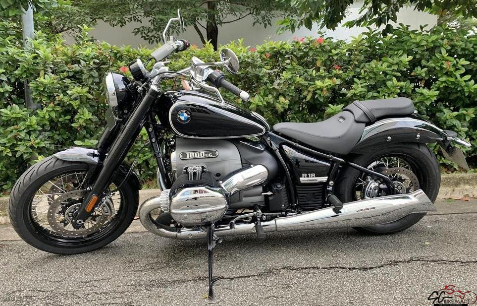 Used BMW R18 Classic bike for Sale in Singapore - Price, Reviews ...