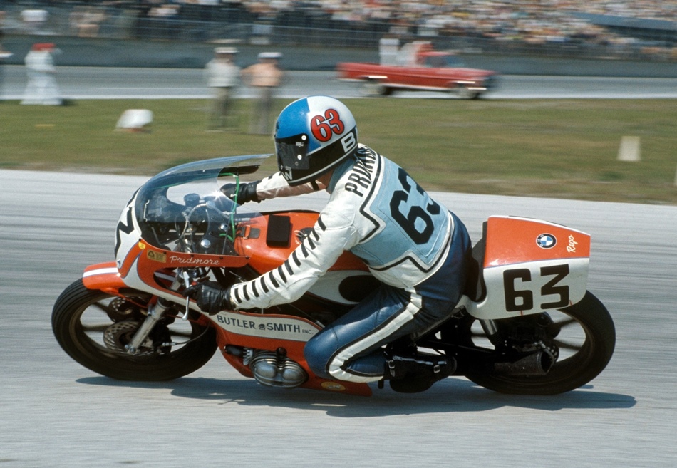 The 2025 BMW R12 S: A Modern Cafe Racer Icon for Southeast Asia ...